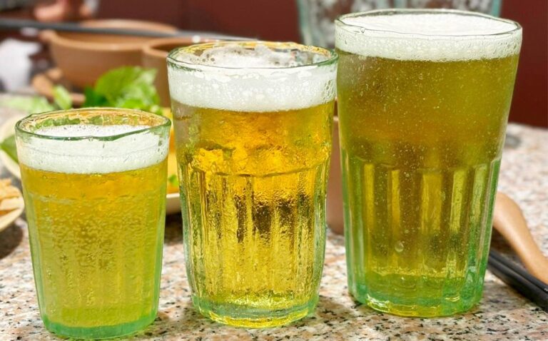 Hanoi Beer Street: The Ultimate Guide to Ta Hien's Bia Hoi, Food ...